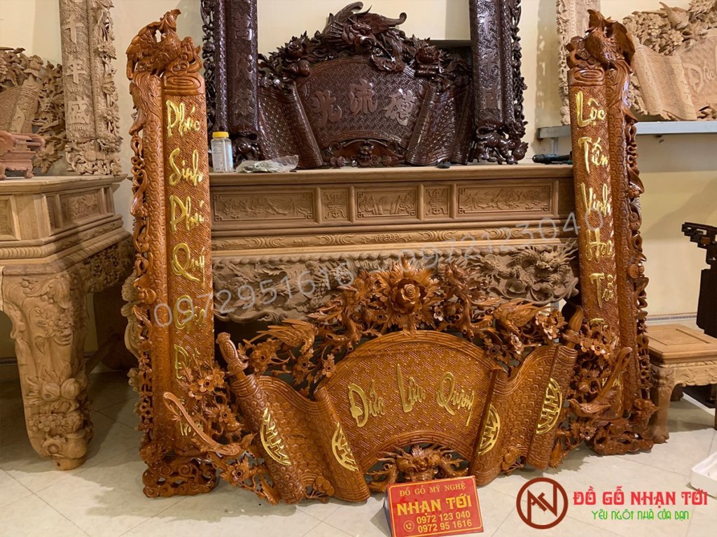 Cuốn Thư Câu Đối Gỗ Gõ Đỏ - dogonhantoi.com